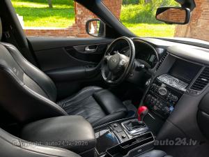 Pelēks Infiniti FX 2011 Elva, ar dzinēja tilpumu 3.00 L un nobraukumu 250 tūkst. km par 9999 €, foto 10 vietnē AUTOMOTO.COM.LV