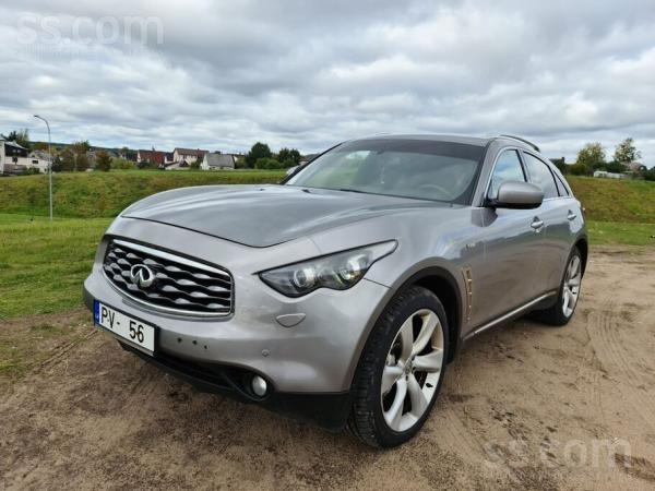 Infiniti FX 2010 Daugavpils, ar dzinēja tilpumu 3.00 L un nobraukumu 373 tūkst. km par 6500 €, foto 4 vietnē AUTOMOTO.COM.LV