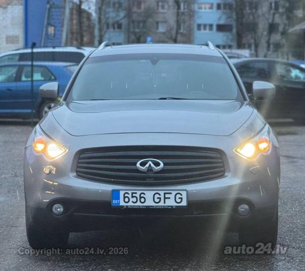 Infiniti FX 2009 in Narva, with an engine capacity of 3.70 L and mileage of 242 thousand km for 6300 €, photo 1 on AUTOMOTO.COM.LV