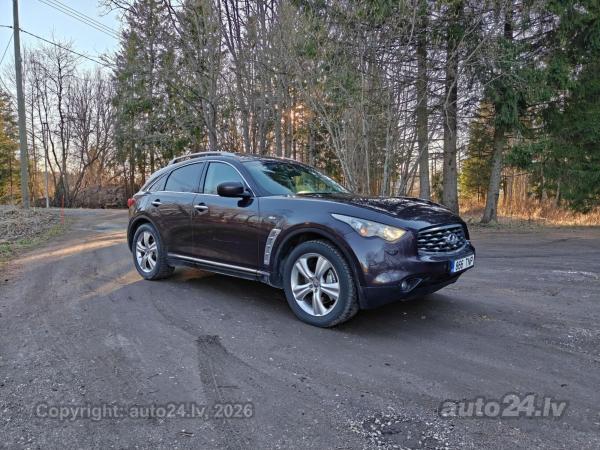Infiniti FX 2012 Tallina, ar dzinēja tilpumu 3.00 L un nobraukumu 238 tūkst. km par 6999 €, foto 2 vietnē AUTOMOTO.COM.LV