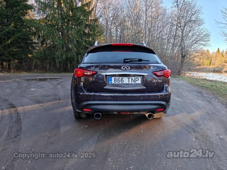 Infiniti FX 2012 Tallina, ar dzinēja tilpumu 3.00 L un nobraukumu 238 tūkst. km par 6999 €, foto 6 vietnē AUTOMOTO.COM.LV
