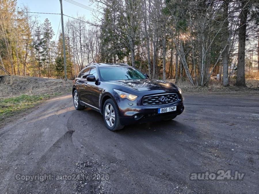 Infiniti FX 2012 Tallina, ar dzinēja tilpumu 3.00 L un nobraukumu 238 tūkst. km par 6999 €, foto 7 vietnē AUTOMOTO.COM.LV