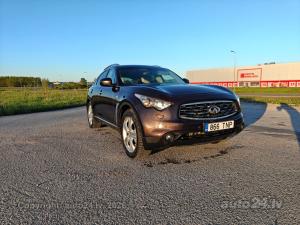 Infiniti FX 2012 in Tallinn, with an engine capacity of 3.00 L and mileage of 240 thousand km for 5999 €, photo 3 on AUTOMOTO.COM.LV