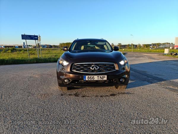 Infiniti FX 2012 Tallina, ar dzinēja tilpumu 3.00 L un nobraukumu 240 tūkst. km par 5999 €, foto 5 vietnē AUTOMOTO.COM.LV