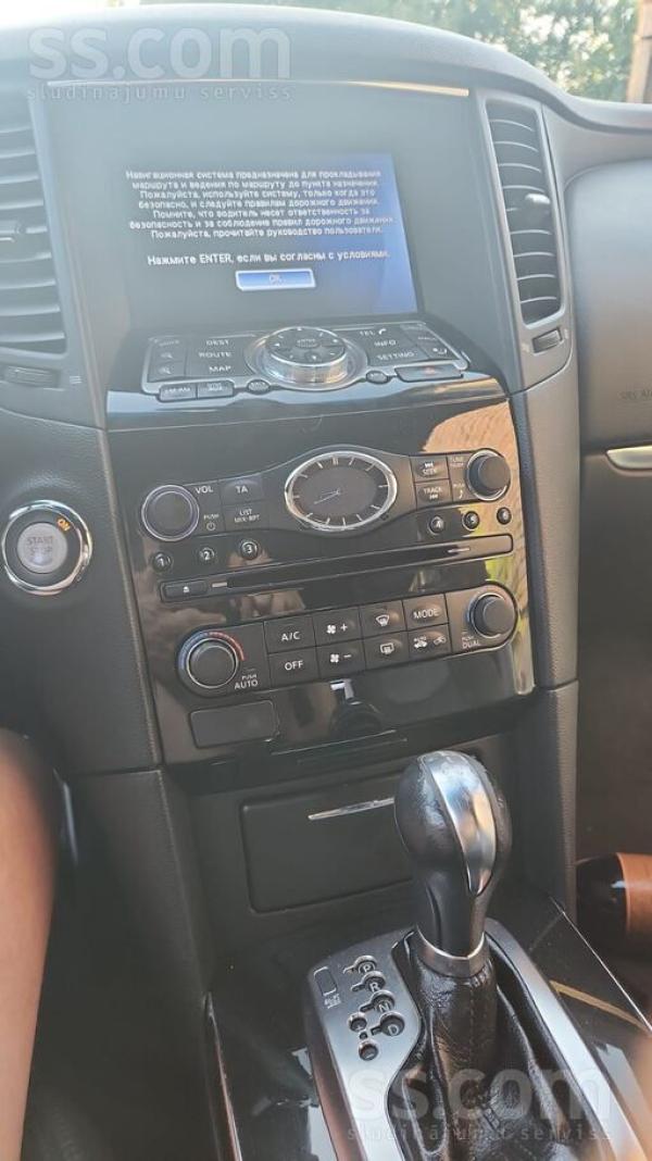 Balts Infiniti FX 2012 Rīga, ar dzinēja tilpumu 3.00 L un nobraukumu 264 tūkst. km par 11000 €, foto 7 vietnē AUTOMOTO.COM.LV