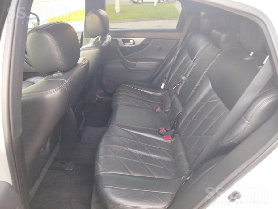 Balts Infiniti FX 2014 Rīga, ar dzinēja tilpumu 3.00 L un nobraukumu 246 tūkst. km par 9900 €, foto 19 vietnē AUTOMOTO.COM.LV
