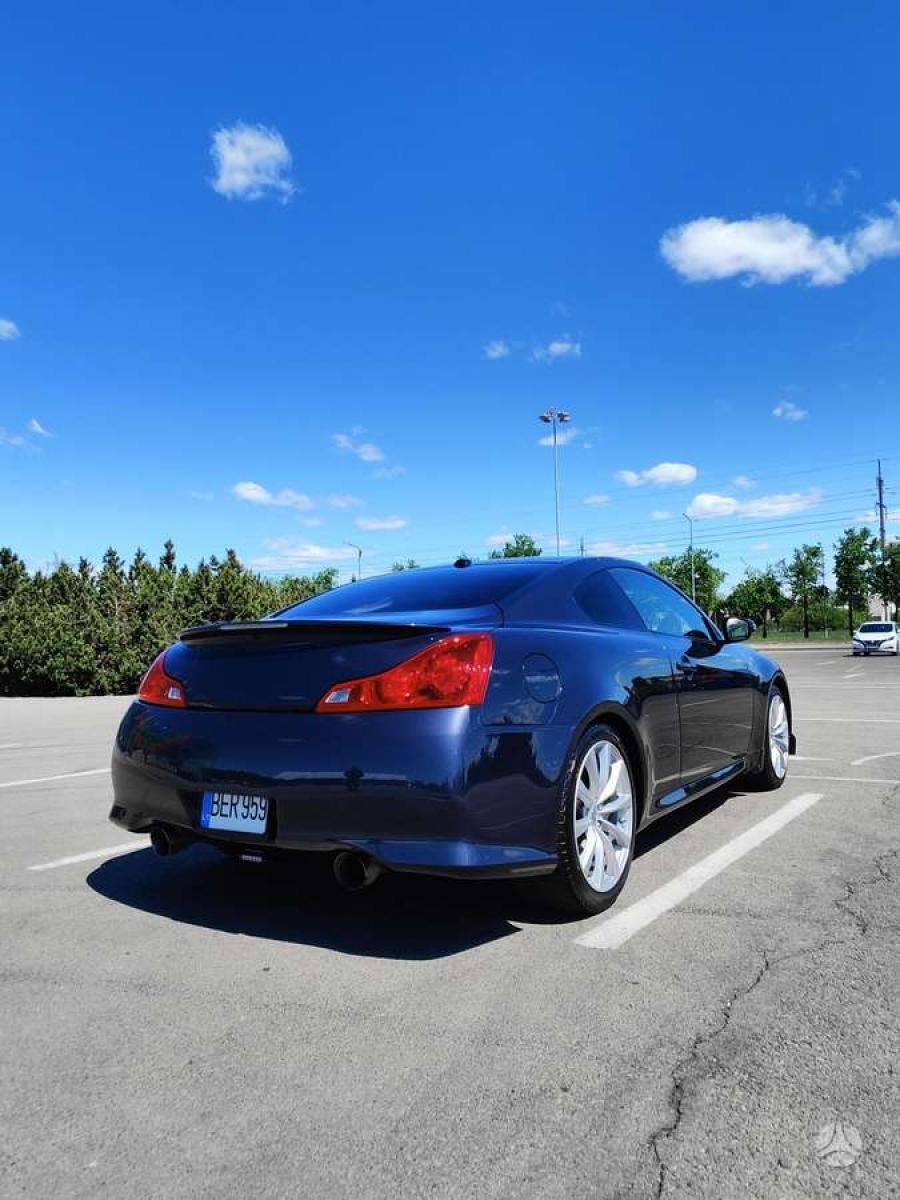 Zils Infiniti G37 2009 Šauļi, ar dzinēja tilpumu 3.70 L un nobraukumu 250 tūkst. km par 12000 €, foto 4 vietnē AUTOMOTO.COM.LV