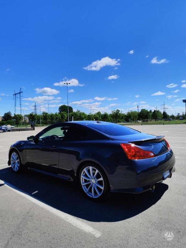 Zils Infiniti G37 2009 Šauļi, ar dzinēja tilpumu 3.70 L un nobraukumu 250 tūkst. km par 12000 €, foto 4 vietnē AUTOMOTO.COM.LV