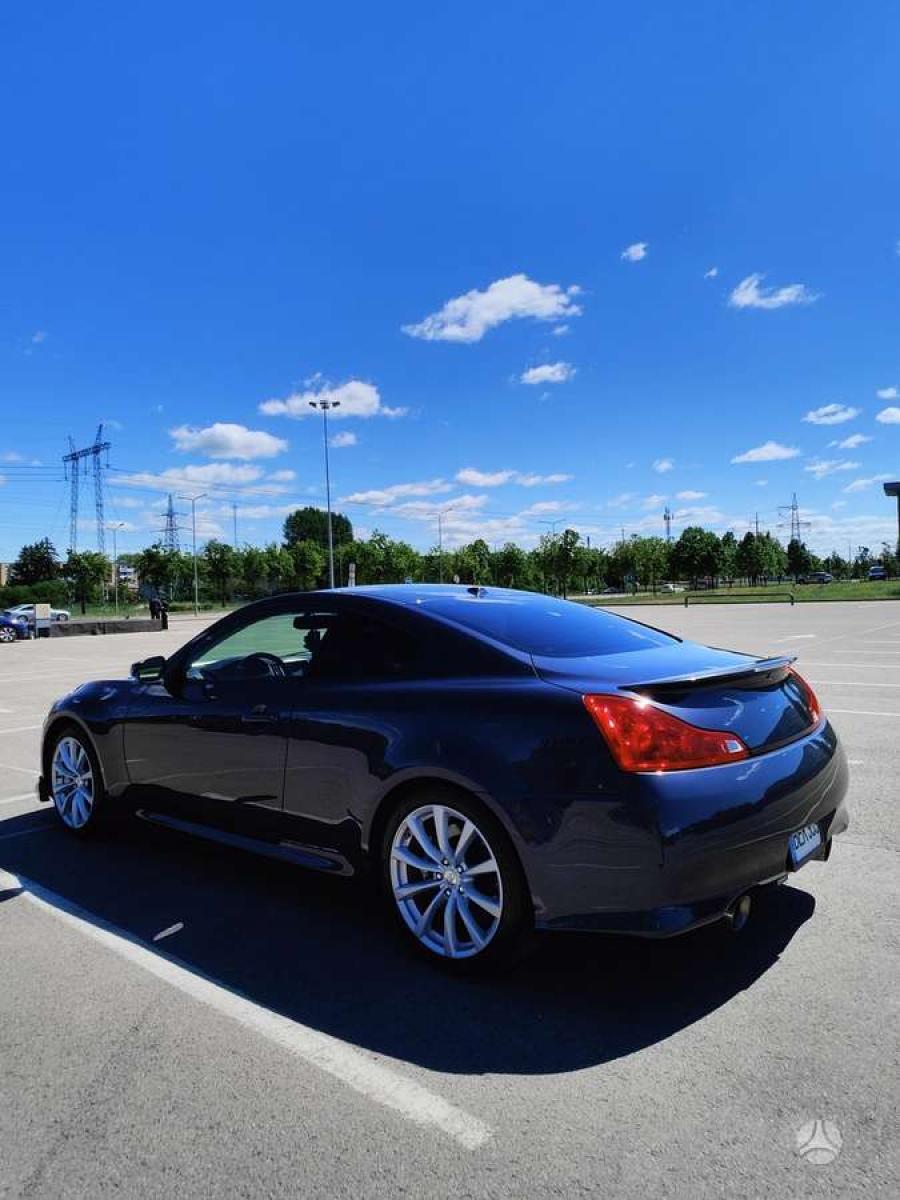 Zils Infiniti G37 2009 Šauļi, ar dzinēja tilpumu 3.70 L un nobraukumu 250 tūkst. km par 12000 €, foto 5 vietnē AUTOMOTO.COM.LV