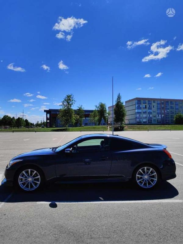 Zils Infiniti G37 2009 Šauļi, ar dzinēja tilpumu 3.70 L un nobraukumu 250 tūkst. km par 12000 €, foto 5 vietnē AUTOMOTO.COM.LV