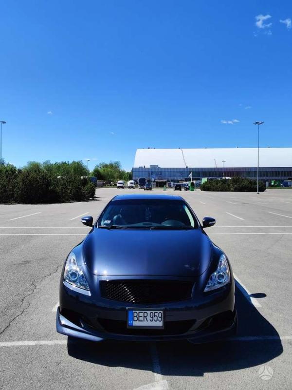 Zils Infiniti G37 2009 Šauļi, ar dzinēja tilpumu 3.70 L un nobraukumu 250 tūkst. km par 12000 €, foto 7 vietnē AUTOMOTO.COM.LV