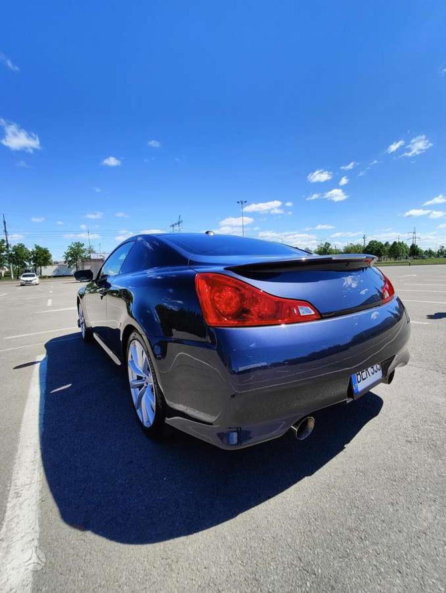 Zils Infiniti G37 2009 Šauļi, ar dzinēja tilpumu 3.70 L un nobraukumu 250 tūkst. km par 12000 €, foto 16 vietnē AUTOMOTO.COM.LV