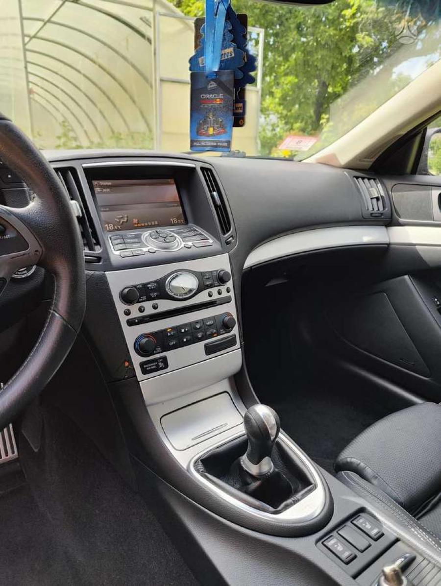 Zils Infiniti G37 2009 Šauļi, ar dzinēja tilpumu 3.70 L un nobraukumu 250 tūkst. km par 12000 €, foto 22 vietnē AUTOMOTO.COM.LV