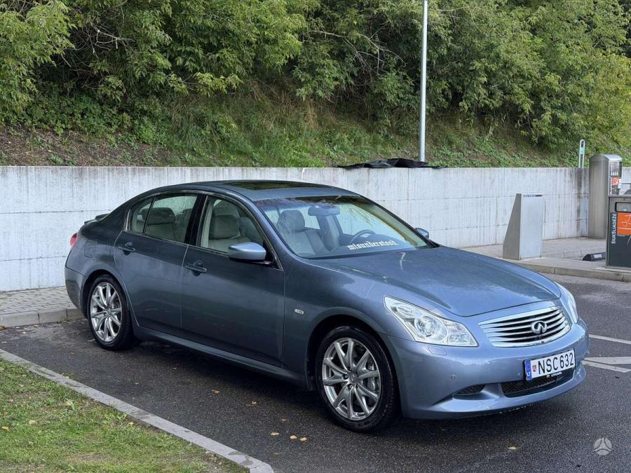 Синий Инфинити G37 2009 в Вильнюс, объемом двигателя 0.00 л и пробегом 232 тыс. км за 6500 €, фото 3 на AUTOMOTO.COM.LV