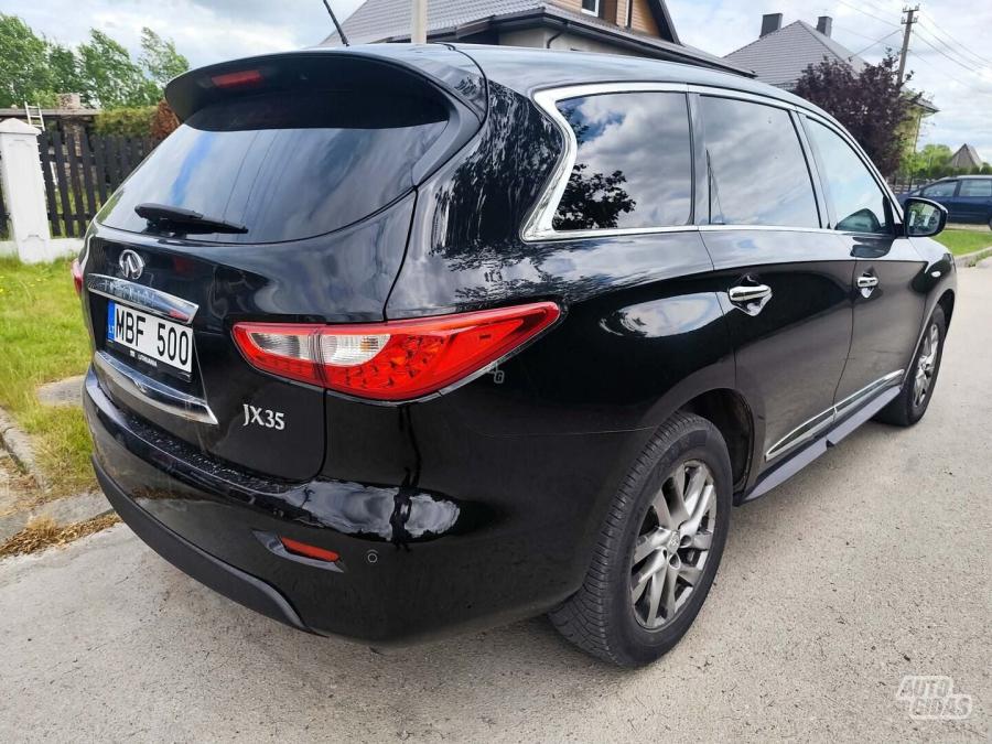 Black Infiniti JX35 2013 in Vilnius, with an engine capacity of 3.50 L and mileage of 225 thousand km for 7900 €, photo 5 on AUTOMOTO.COM.LV