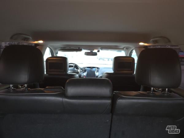 Black Infiniti JX35 2013 in Vilnius, with an engine capacity of 3.50 L and mileage of 225 thousand km for 7900 €, photo 7 on AUTOMOTO.COM.LV