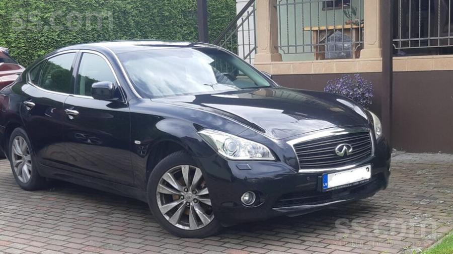 Black Infiniti M30 2011 in Riga, with an engine capacity of 3.00 L and mileage of 206 thousand km for 6300 €, photo 1 on AUTOMOTO.COM.LV