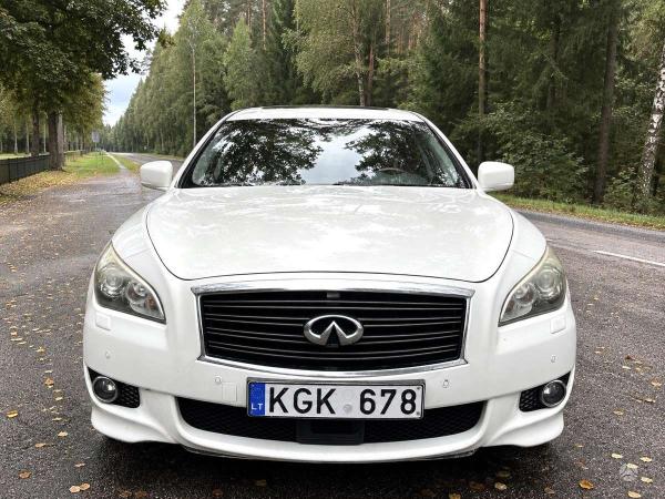 Белый Инфинити M30 2012 в Каунас, объемом двигателя 2.99 л и пробегом 290 тыс. км за 5500 €, фото 3 на AUTOMOTO.COM.LV