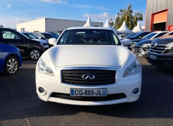 Balts Infiniti M35 2012 Tauragė, ar dzinēja tilpumu 3.50 L un nobraukumu 212 tūkst. km par 7900 €, foto 2 vietnē AUTOMOTO.COM.LV