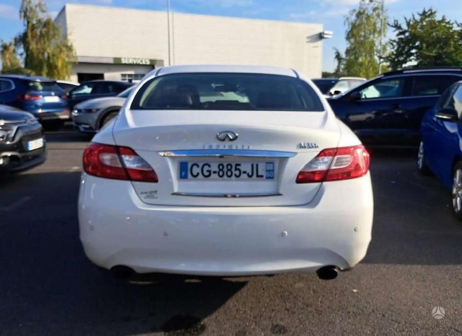 Balts Infiniti M35 2012 Tauragė, ar dzinēja tilpumu 3.50 L un nobraukumu 212 tūkst. km par 7900 €, foto 4 vietnē AUTOMOTO.COM.LV