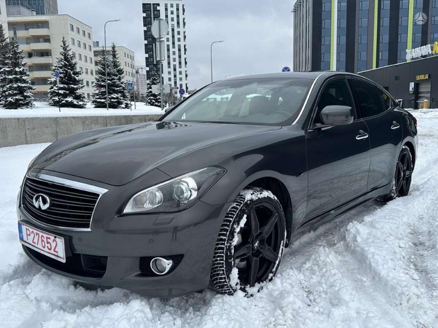 Pelēks Infiniti M37 2013 Viļņa, ar dzinēja tilpumu 3.70 L un nobraukumu 187 tūkst. km par 9300 €, foto 1 vietnē AUTOMOTO.COM.LV