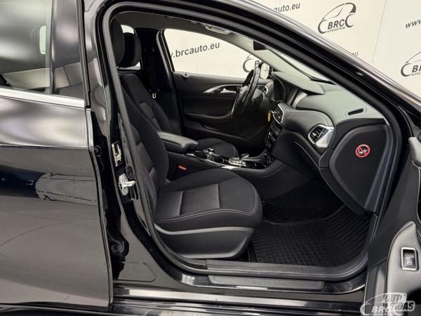 Melns Infiniti Q30 2018 Avižieniai, ar dzinēja tilpumu 2.10 L un nobraukumu 314 tūkst. km par 10600 €, foto 4 vietnē AUTOMOTO.COM.LV