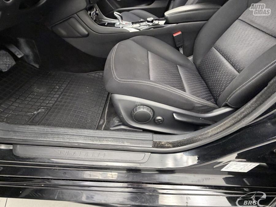 Melns Infiniti Q30 2018 Avižieniai, ar dzinēja tilpumu 2.10 L un nobraukumu 314 tūkst. km par 10600 €, foto 22 vietnē AUTOMOTO.COM.LV