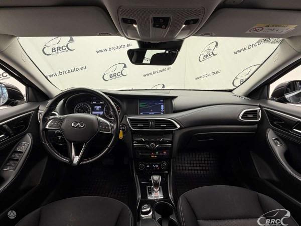 Melns Infiniti Q30 2018 Viļņa, ar dzinēja tilpumu 2.14 L un nobraukumu 314 tūkst. km par 9600 €, foto 4 vietnē AUTOMOTO.COM.LV