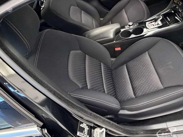 Melns Infiniti Q30 2018 Viļņa, ar dzinēja tilpumu 2.14 L un nobraukumu 314 tūkst. km par 9600 €, foto 6 vietnē AUTOMOTO.COM.LV