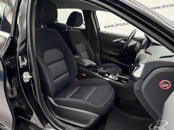 Melns Infiniti Q30 2018 Viļņa, ar dzinēja tilpumu 2.14 L un nobraukumu 314 tūkst. km par 9600 €, foto 8 vietnē AUTOMOTO.COM.LV