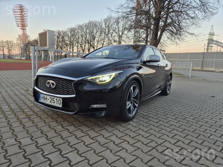 Melns Infiniti Q30 2015 Rīga, ar dzinēja tilpumu 2.20 L un nobraukumu 176 tūkst. km par 13800 €, foto 1 vietnē AUTOMOTO.COM.LV