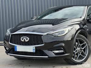 Black Infiniti Q30 2016 in Taurage, with an engine capacity of 2.20 L and mileage of 134 thousand km for 9500 €, photo 3 on AUTOMOTO.COM.LV