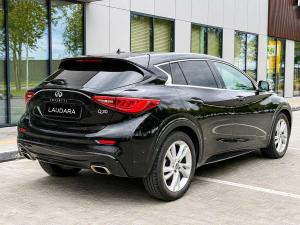 Melns Infiniti Q30 2016 Viļņa, ar dzinēja tilpumu 1.46 L un nobraukumu 204 tūkst. km par 8900 €, foto 8 vietnē AUTOMOTO.COM.LV