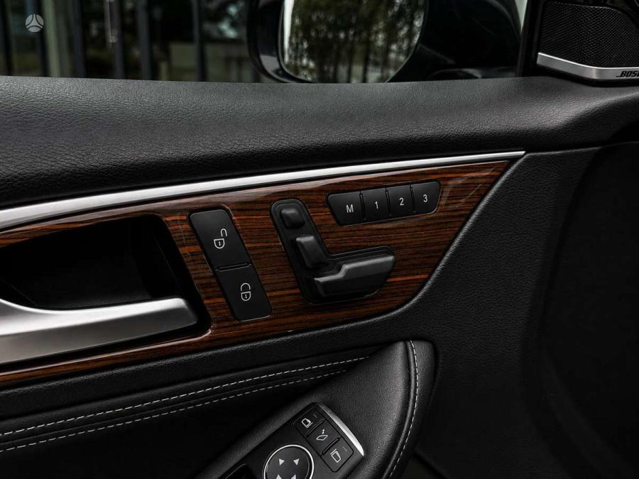 Melns Infiniti Q30 2016 Viļņa, ar dzinēja tilpumu 1.46 L un nobraukumu 204 tūkst. km par 8900 €, foto 24 vietnē AUTOMOTO.COM.LV