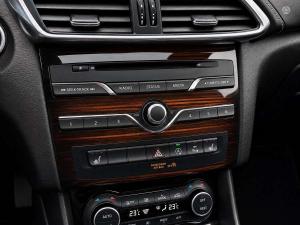 Melns Infiniti Q30 2016 Viļņa, ar dzinēja tilpumu 1.46 L un nobraukumu 204 tūkst. km par 8900 €, foto 36 vietnē AUTOMOTO.COM.LV