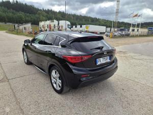 Melns Infiniti Q30 2017 Viļņa, ar dzinēja tilpumu 1.46 L un nobraukumu 286 tūkst. km par 7400 €, foto 4 vietnē AUTOMOTO.COM.LV