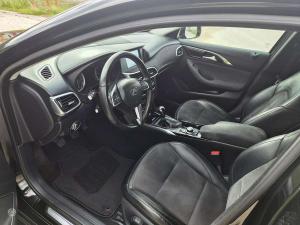 Melns Infiniti Q30 2017 Viļņa, ar dzinēja tilpumu 1.46 L un nobraukumu 286 tūkst. km par 7400 €, foto 11 vietnē AUTOMOTO.COM.LV