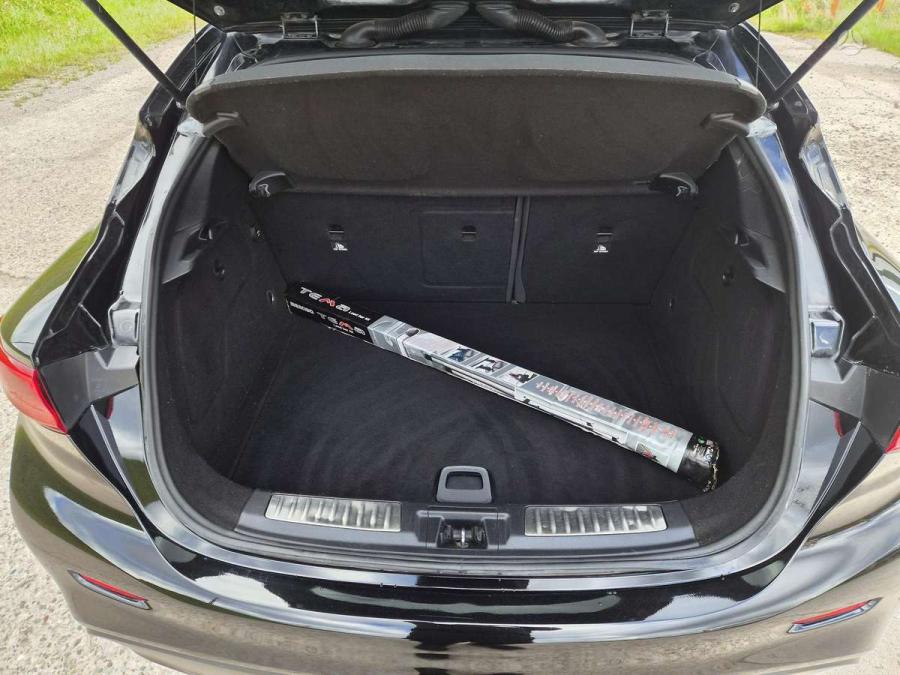 Melns Infiniti Q30 2017 Viļņa, ar dzinēja tilpumu 1.46 L un nobraukumu 286 tūkst. km par 7400 €, foto 16 vietnē AUTOMOTO.COM.LV