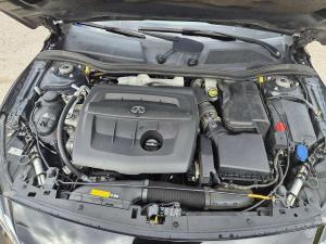 Black Infiniti Q30 2017 in Vilnius, with an engine capacity of 1.46 L and mileage of 285 thousand km for 6800 €, photo 17 on AUTOMOTO.COM.LV