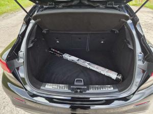 Black Infiniti Q30 2017 in Vilnius, with an engine capacity of 1.46 L and mileage of 285 thousand km for 6800 €, photo 18 on AUTOMOTO.COM.LV
