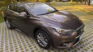 Brown Infiniti Q30 2017 in Vilnius, with an engine capacity of 1.46 L and mileage of 149 thousand km for 9550 €, photo 3 on AUTOMOTO.COM.LV
