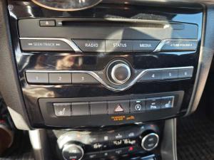 Pelēks Infiniti Q30 2016 Panevēža, ar dzinēja tilpumu 1.46 L un nobraukumu 223 tūkst. km par 7900 €, foto 9 vietnē AUTOMOTO.COM.LV