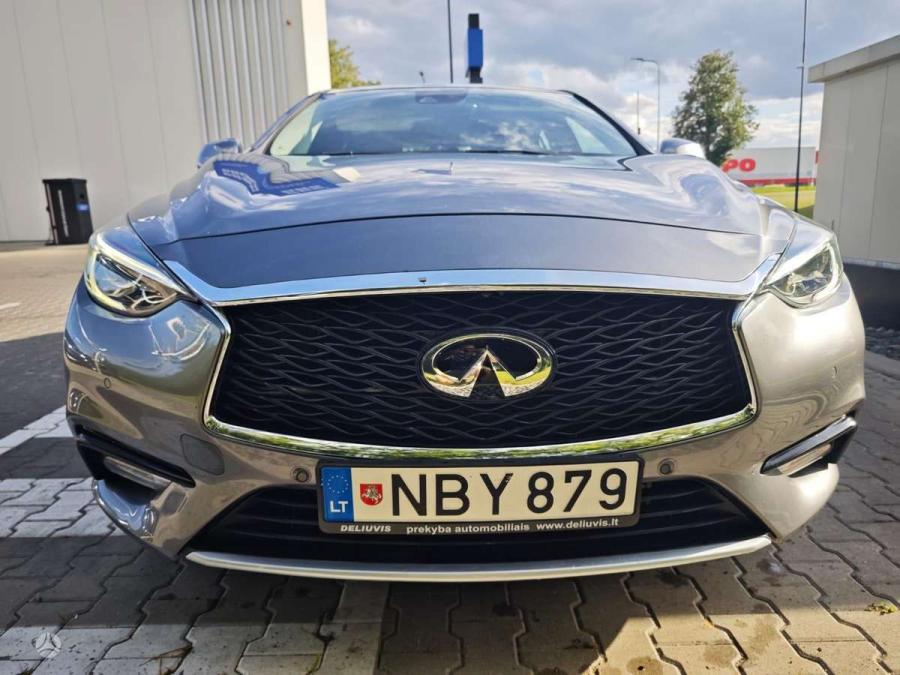 Pelēks Infiniti Q30 2016 Panevēža, ar dzinēja tilpumu 1.46 L un nobraukumu 223 tūkst. km par 7900 €, foto 13 vietnē AUTOMOTO.COM.LV