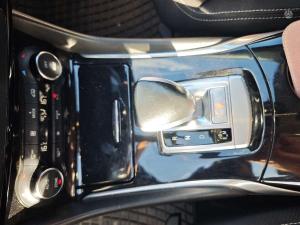 Pelēks Infiniti Q30 2016 Panevēža, ar dzinēja tilpumu 1.46 L un nobraukumu 223 tūkst. km par 7900 €, foto 15 vietnē AUTOMOTO.COM.LV