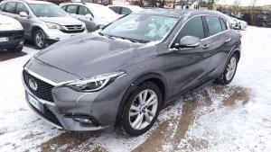 Pelēks Infiniti Q30 2017 Panevēža, ar dzinēja tilpumu 1.46 L un nobraukumu 208 tūkst. km par 11500 €, foto 7 vietnē AUTOMOTO.COM.LV