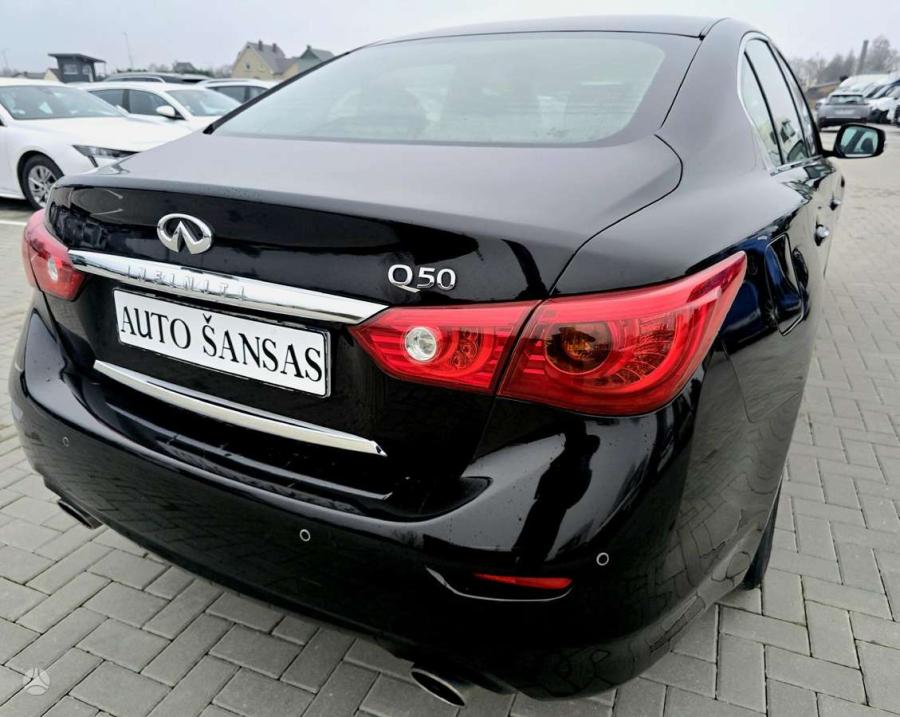 Black Infiniti Q50 2014 in Taurage, with an engine capacity of 2.14 L and mileage of 212 thousand km for 6950 €, photo 12 on AUTOMOTO.COM.LV