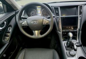 Black Infiniti Q50 2014 in Taurage, with an engine capacity of 2.14 L and mileage of 212 thousand km for 6950 €, photo 14 on AUTOMOTO.COM.LV