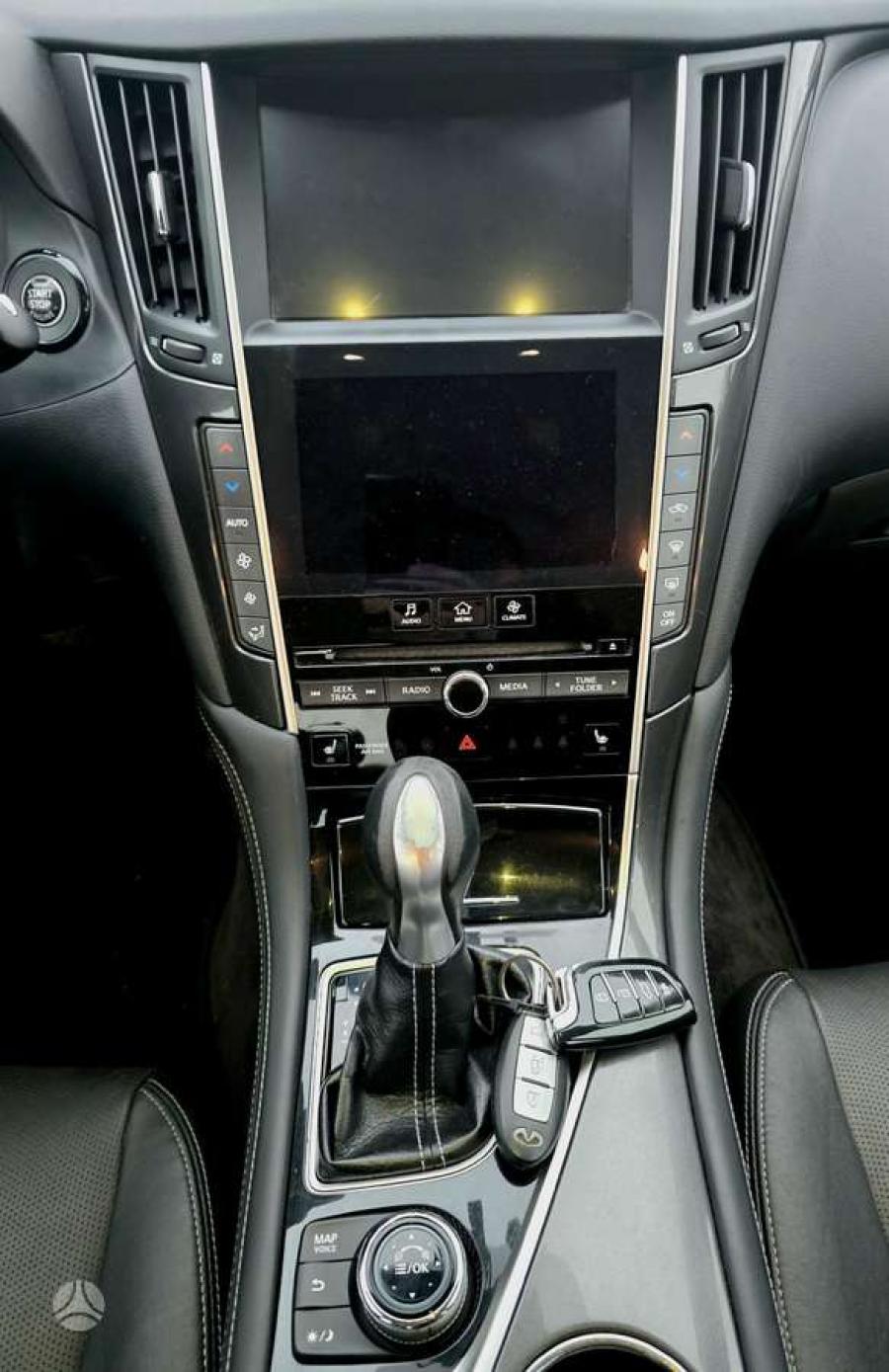 Black Infiniti Q50 2014 in Taurage, with an engine capacity of 2.14 L and mileage of 212 thousand km for 6950 €, photo 18 on AUTOMOTO.COM.LV