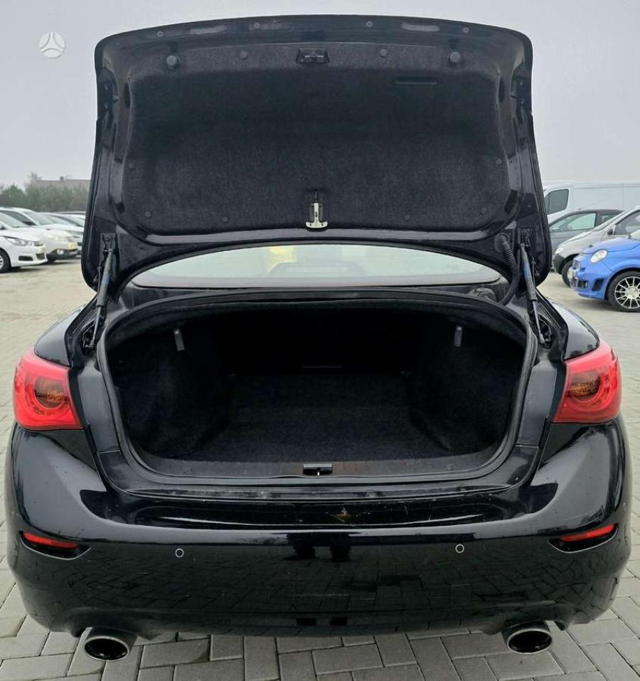 Black Infiniti Q50 2014 in Taurage, with an engine capacity of 2.14 L and mileage of 212 thousand km for 6950 €, photo 30 on AUTOMOTO.COM.LV