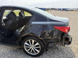 Melns Infiniti Q50 2014 Viļņa, ar dzinēja tilpumu 2.20 L un nobraukumu 181 tūkst. km par 3300 €, foto 15 vietnē AUTOMOTO.COM.LV